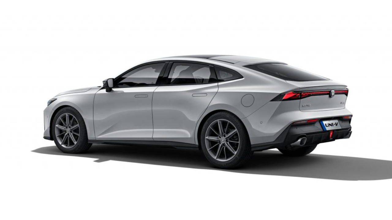 Prices and Specifications for Changan Uni-V 2024 in Saudi Arabia | Autopediame